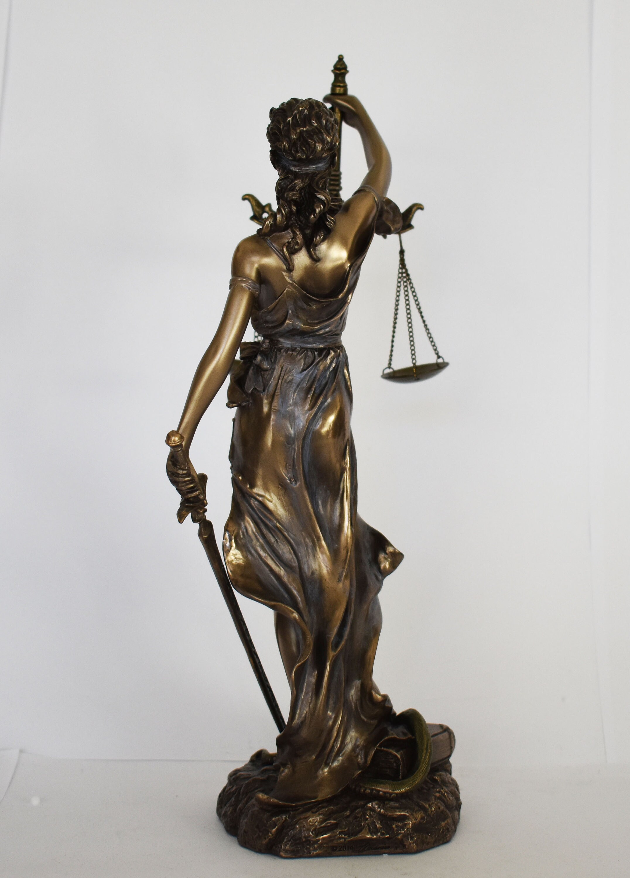 Sculpture Art & Collectibles Themis Justitia Natural Law and Custom ...