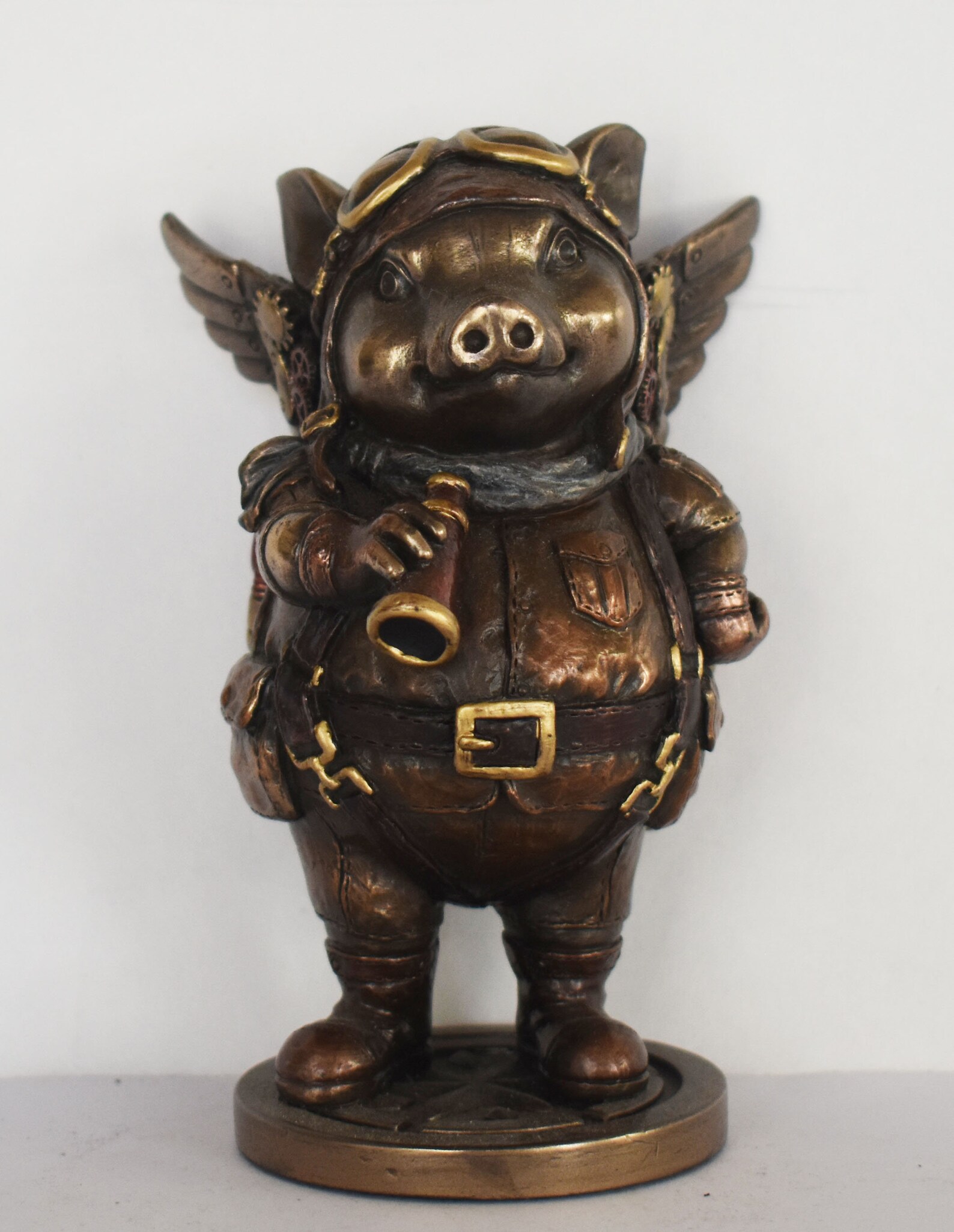 Pig Statue - Explorer - Steampunk - Modern Art - Decoration - Cold Cast ...