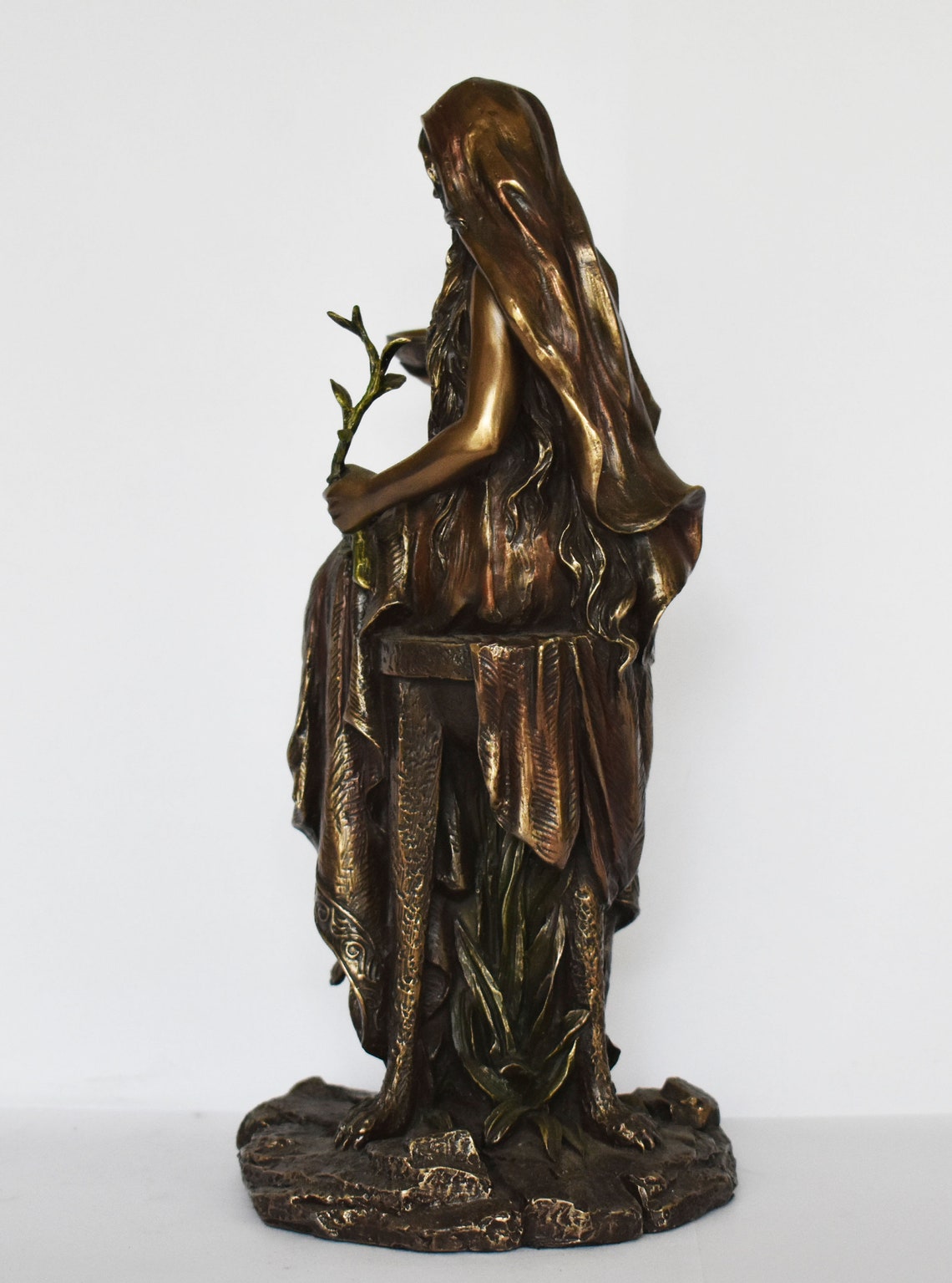 Pythia High Priestess of the Apollo's Temple at Delphi | Etsy