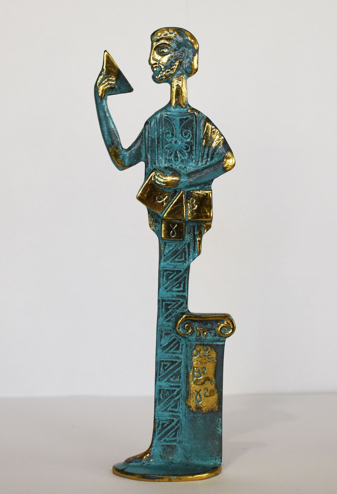 Pythagoras of Samos - Ancient Greek Mathematician, Philosopher - 570 ...