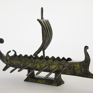 Ancient Greek Ship - Trireme - Bireme - Penteconter - Athenian Spartan ...