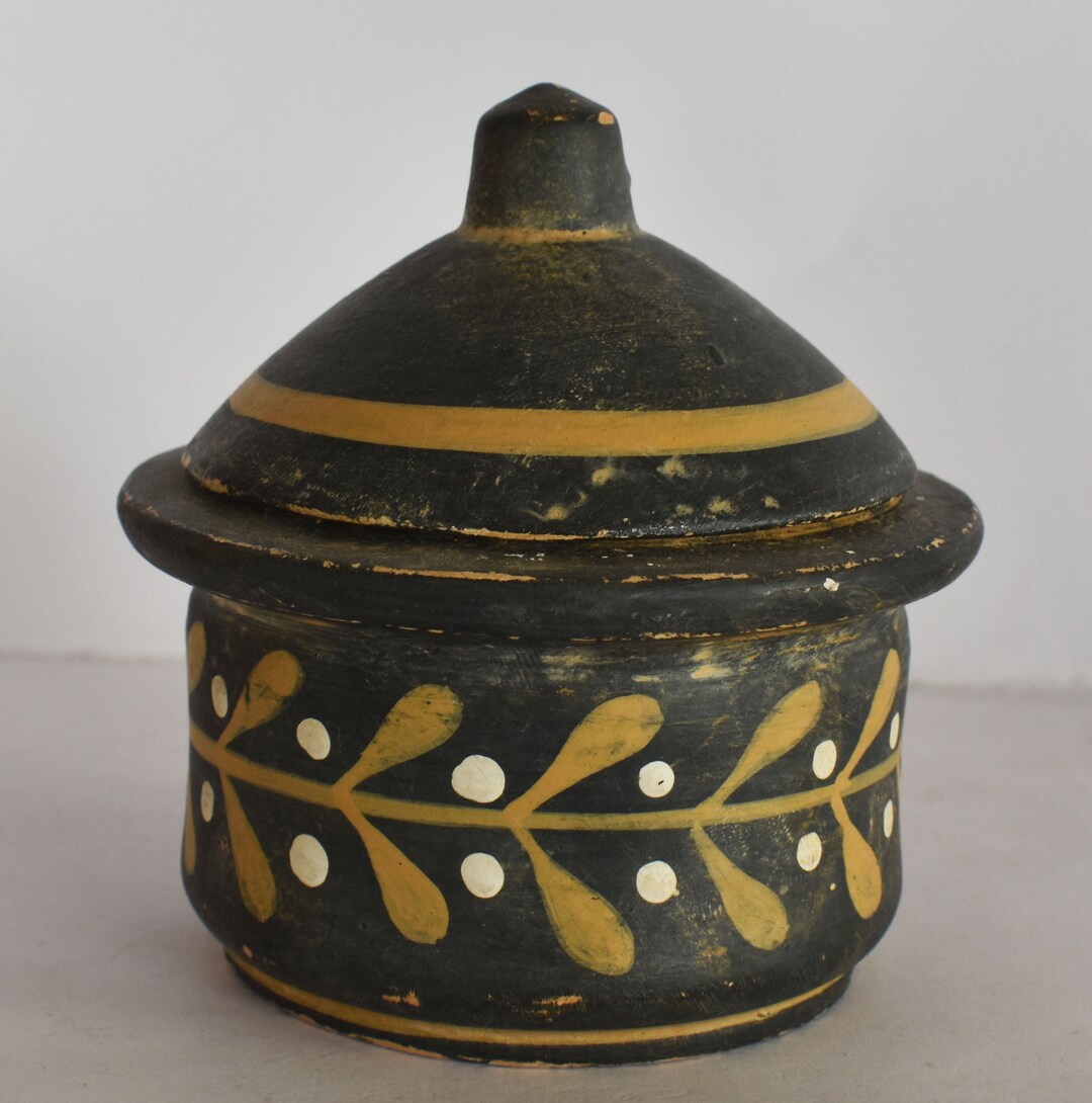 Pyxis Vase - Cylindrical Box - Olive Branch Motif - Symbol of Peace ...
