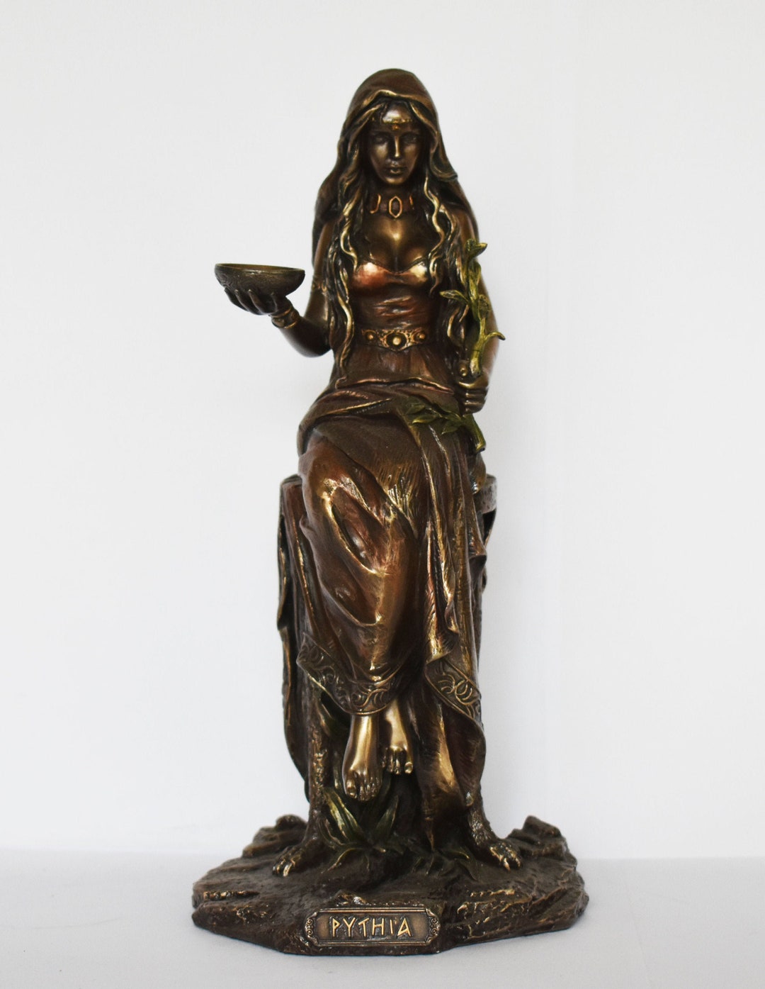 Pythia - High Priestess of the Apollo's Temple at Delphi - Channeled ...