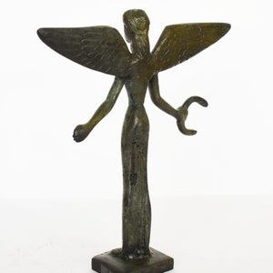 Nike Victoria With Wreath , Symbol of Winners - Greek Roman Winged ...
