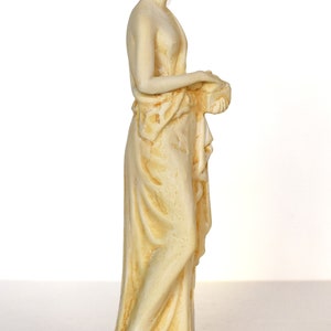 Pandora - First Human Woman Created by Hephaestus - Pandora's Box ...