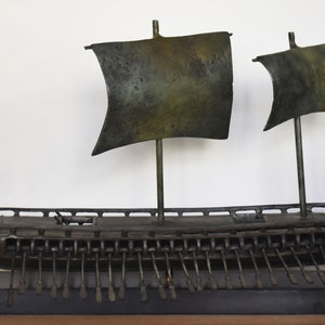 Ancient Greek Ship -trireme - Bireme - Penteconter - Athenian Spartan ...