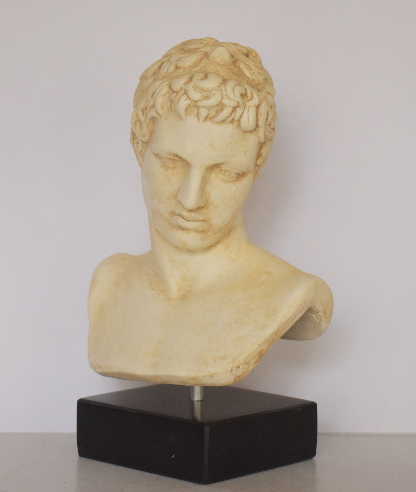 The Marathon Boy or Ephebe of Marathon - National Archaeological Museum ...