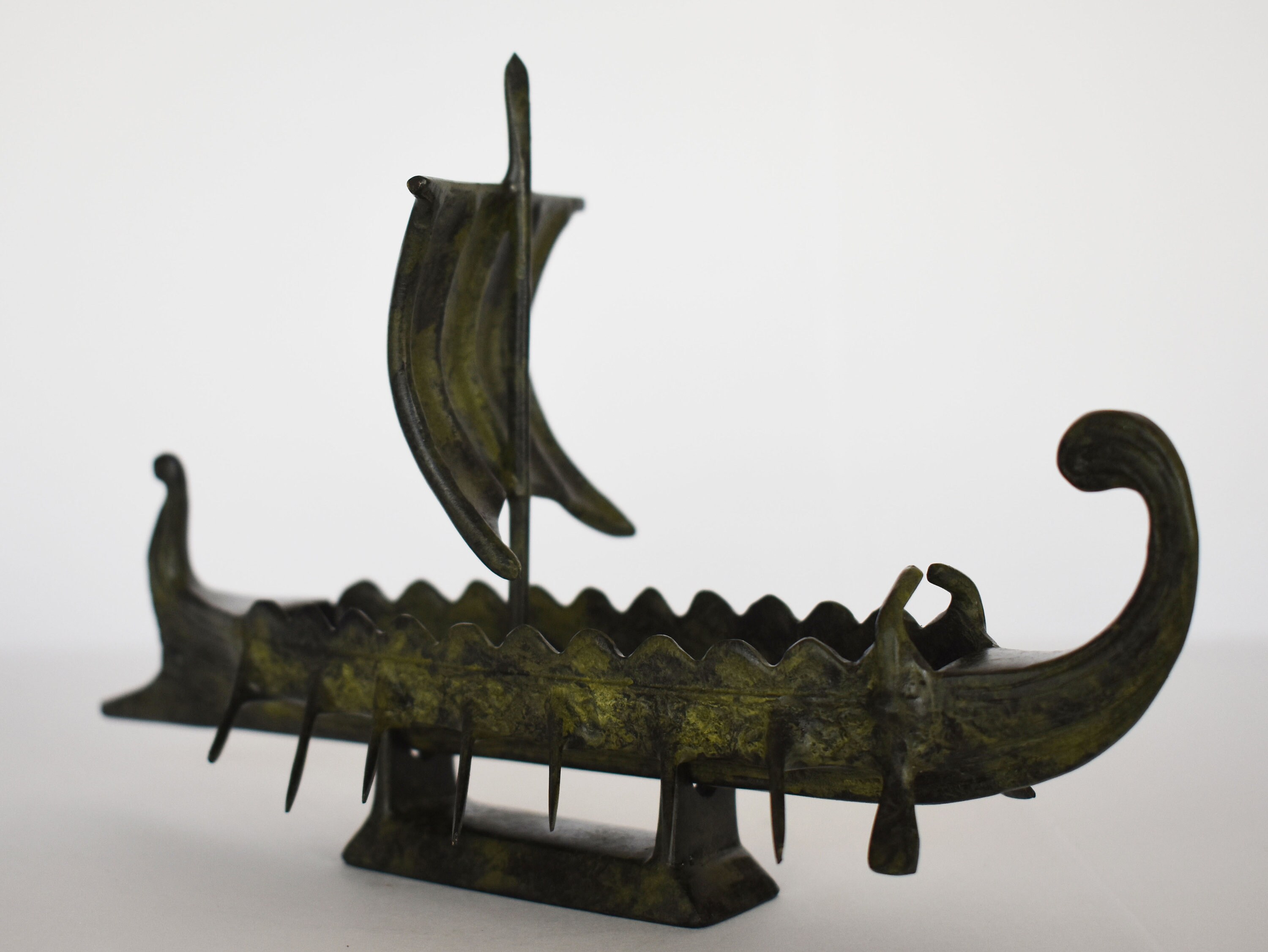 Ancient Greek Ship - Trireme - Bireme - Penteconter - Athenian Spartan ...
