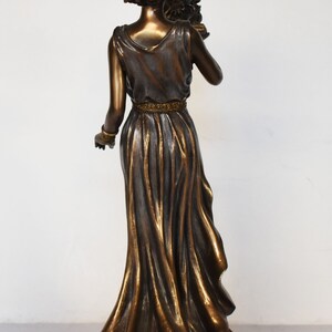 Pandora - First Human Woman Created by Hephaestus - Pandora's Box ...