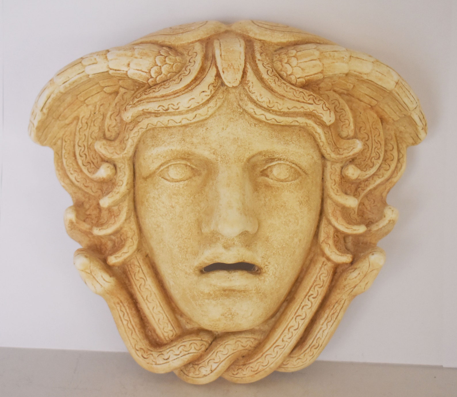 Medusa Mask - Gorgo, Snake-haired Gorgon - Snake Lady - Monster Figure ...