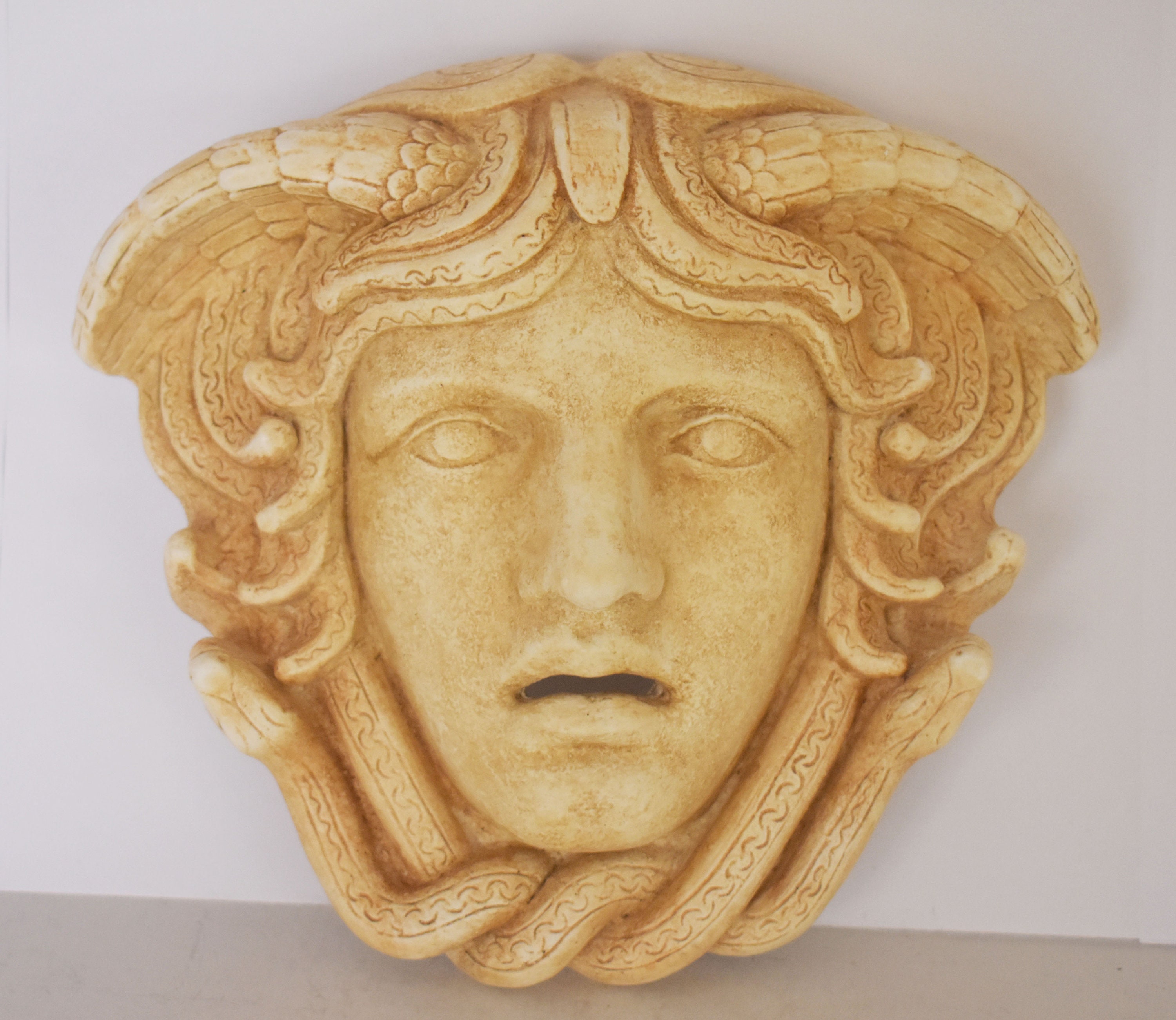 Medusa Mask - Gorgo, Snake-haired Gorgon - Snake Lady - Monster Figure ...