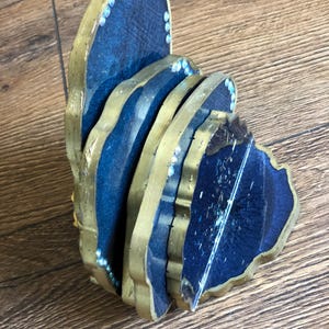 Set of 4 Geode Shape Coasters With a Holder Navy Blue & Gold Mica ...