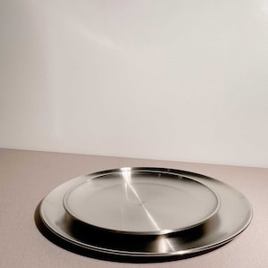 META Plate - Brushed Silver - Etsy