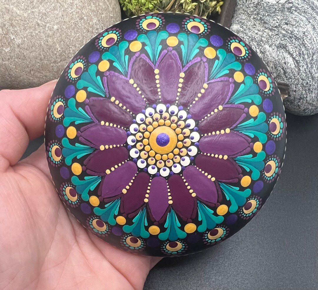 Mandala Stein Color Nr 172 - Dot Painting- bemalter Stein - handmade ...