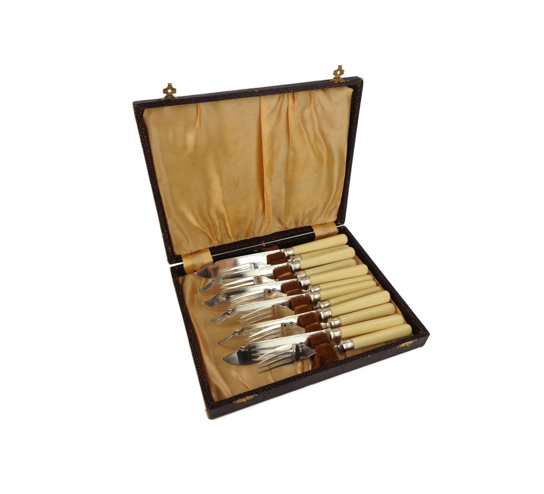 Vintage Dining Knife and Forks Set in Original Box, EPNS Knife and ...