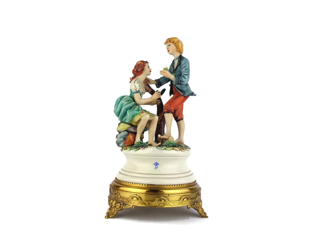 Antique Capodimonte Boy and Girl Statue, Renaissance Boy and Girl Capodimonte Statue - Etsy