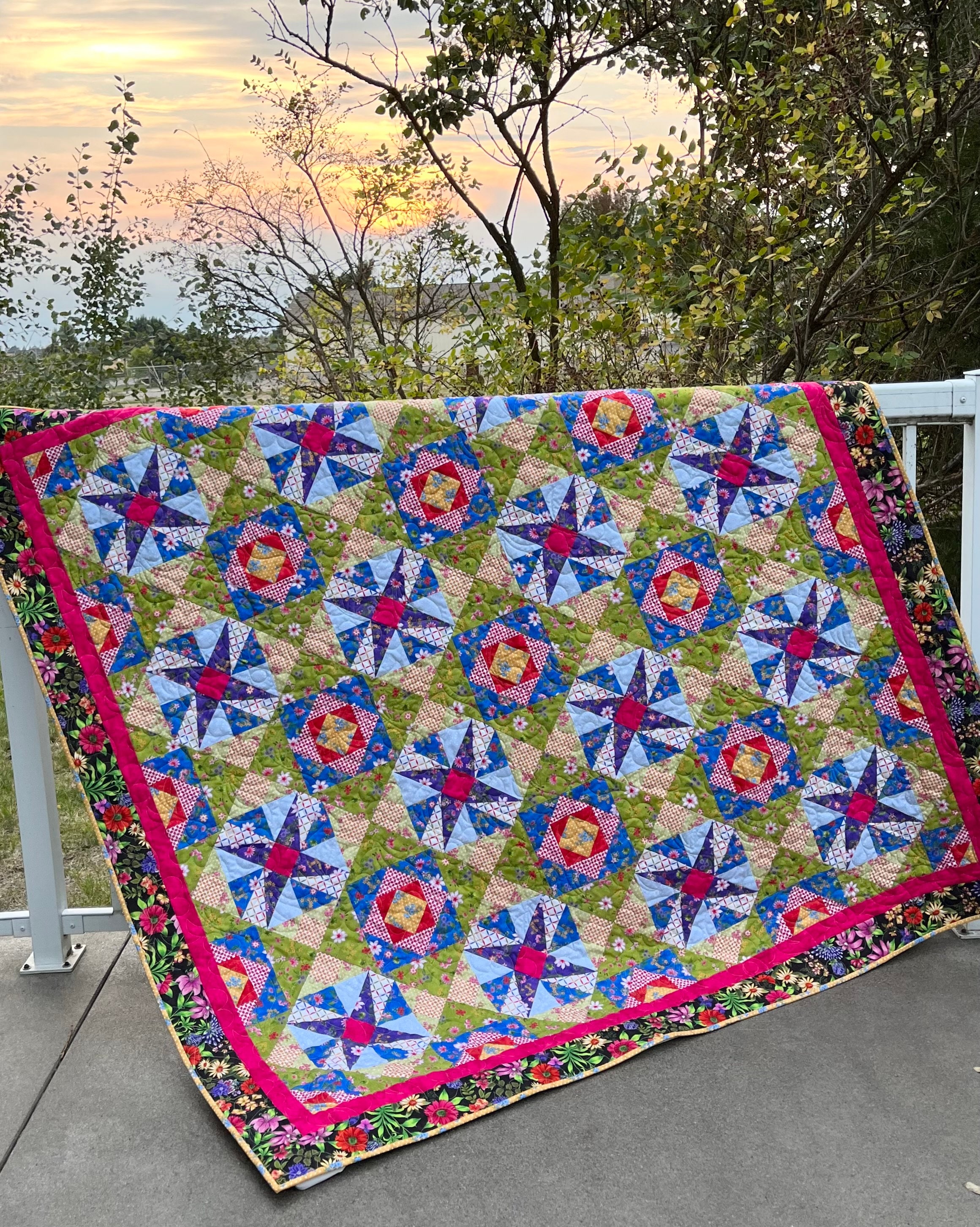 Modern Flower Quilt PDF Pattern - Square in Square Quilt PDF Pattern ...