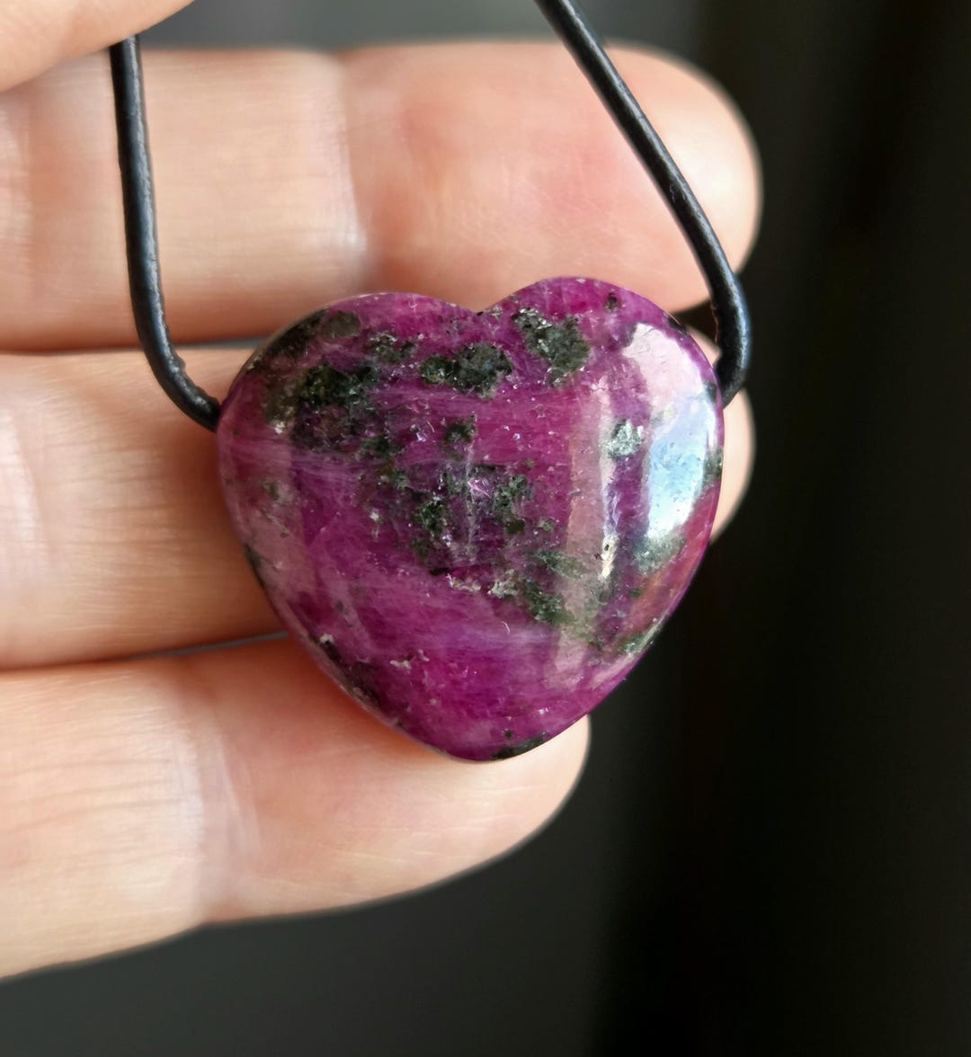 Magic Ruby Crystal Solid Stone Pendant, Heart-shaped, 25 X 26 X 11 Mm ...