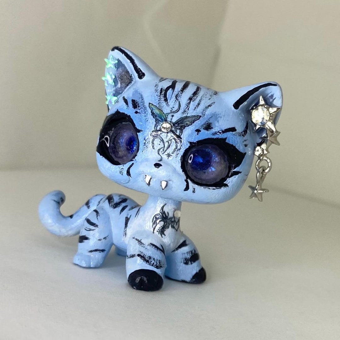 Littlest Pet Shop Custom Glass-eye OOAK || Striped Blue and Black ...