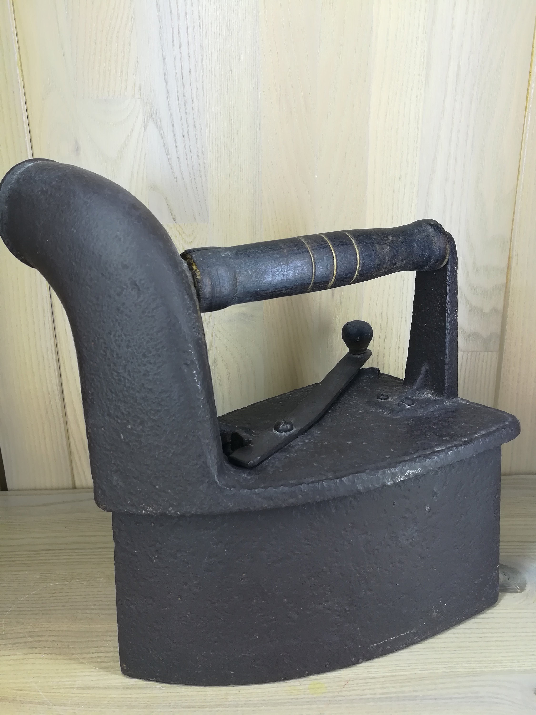 Coal-fired Iron, Antique Coal Iron - Etsy