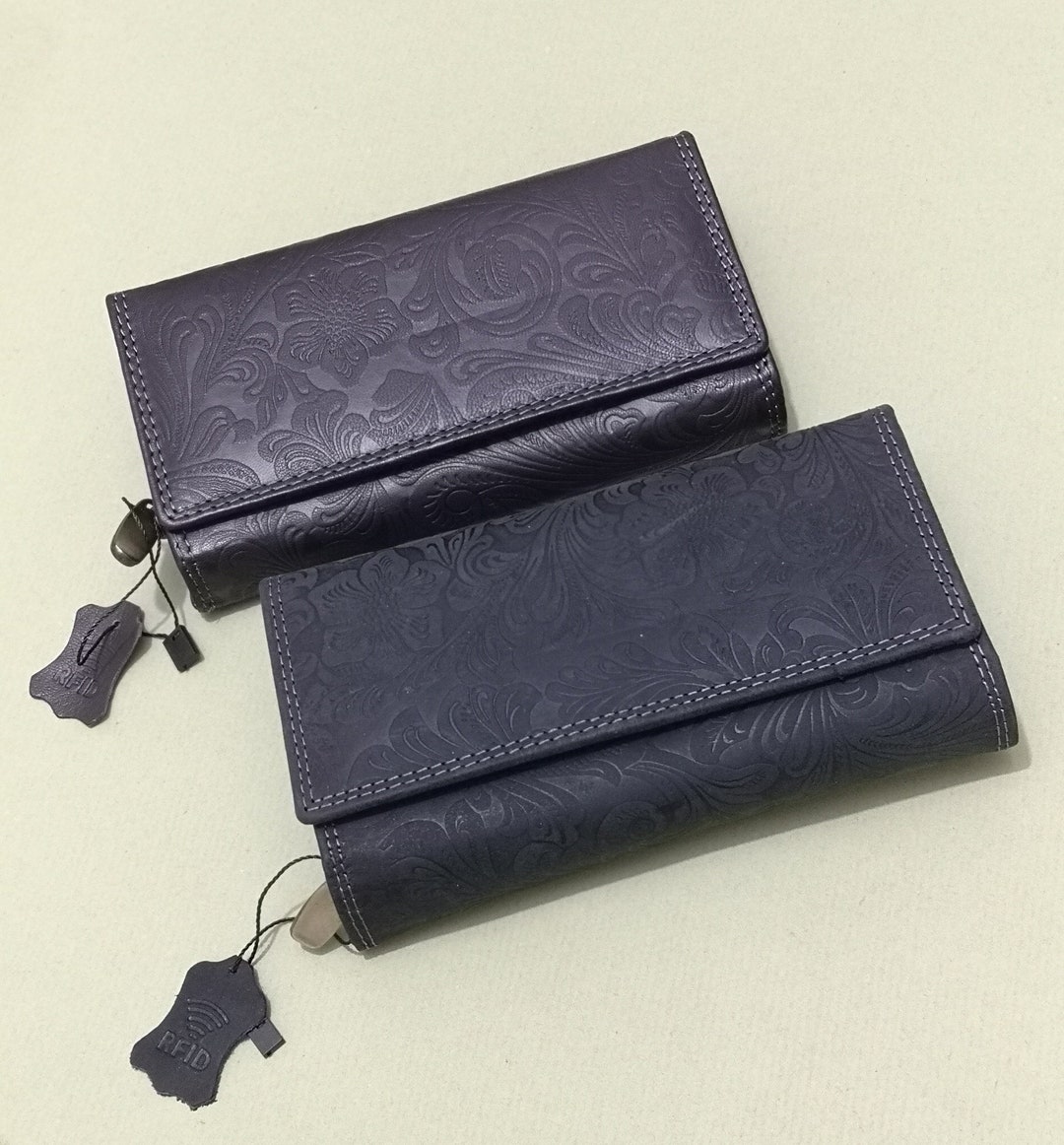 Wallets and Purses or Purses With RFID Protection Made of Genuine ...