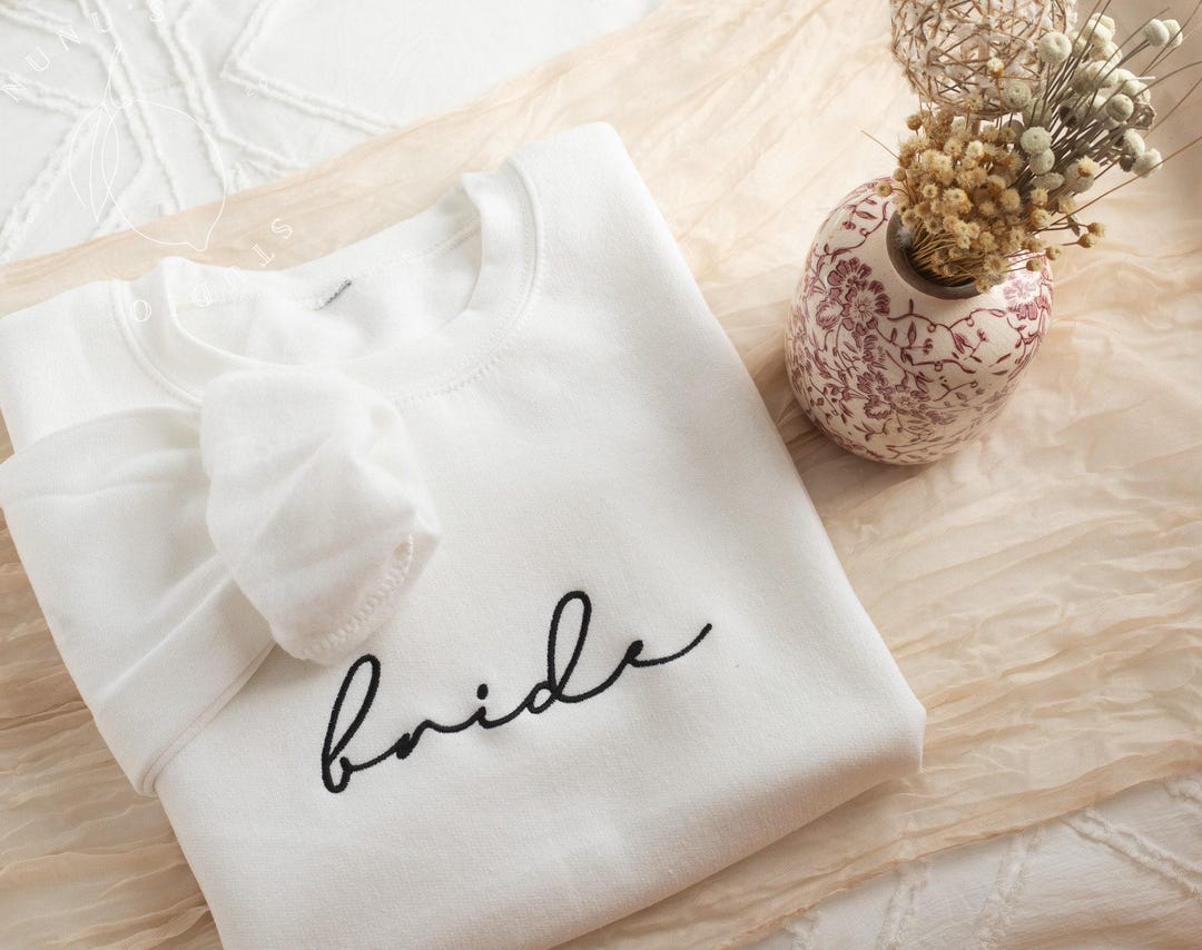 Personalized Engagement Gift, Bride to Be Gifts, Future Mrs. Gift ...