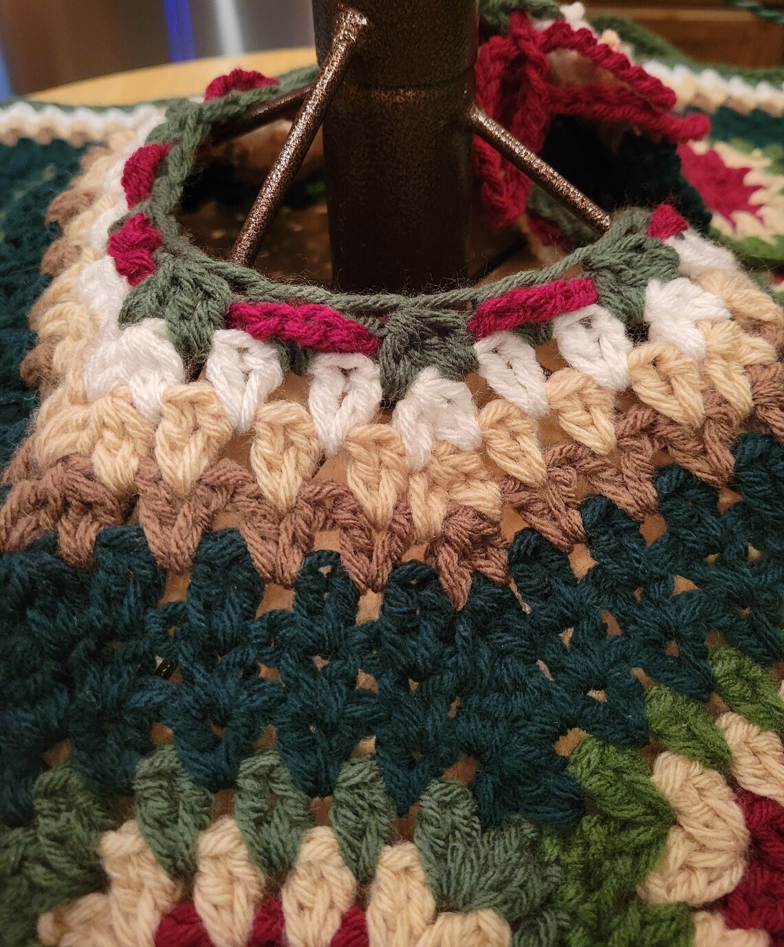 Granny Ripple Tabletop Pencil Tree Skirt/ Vintage Crochet | Etsy