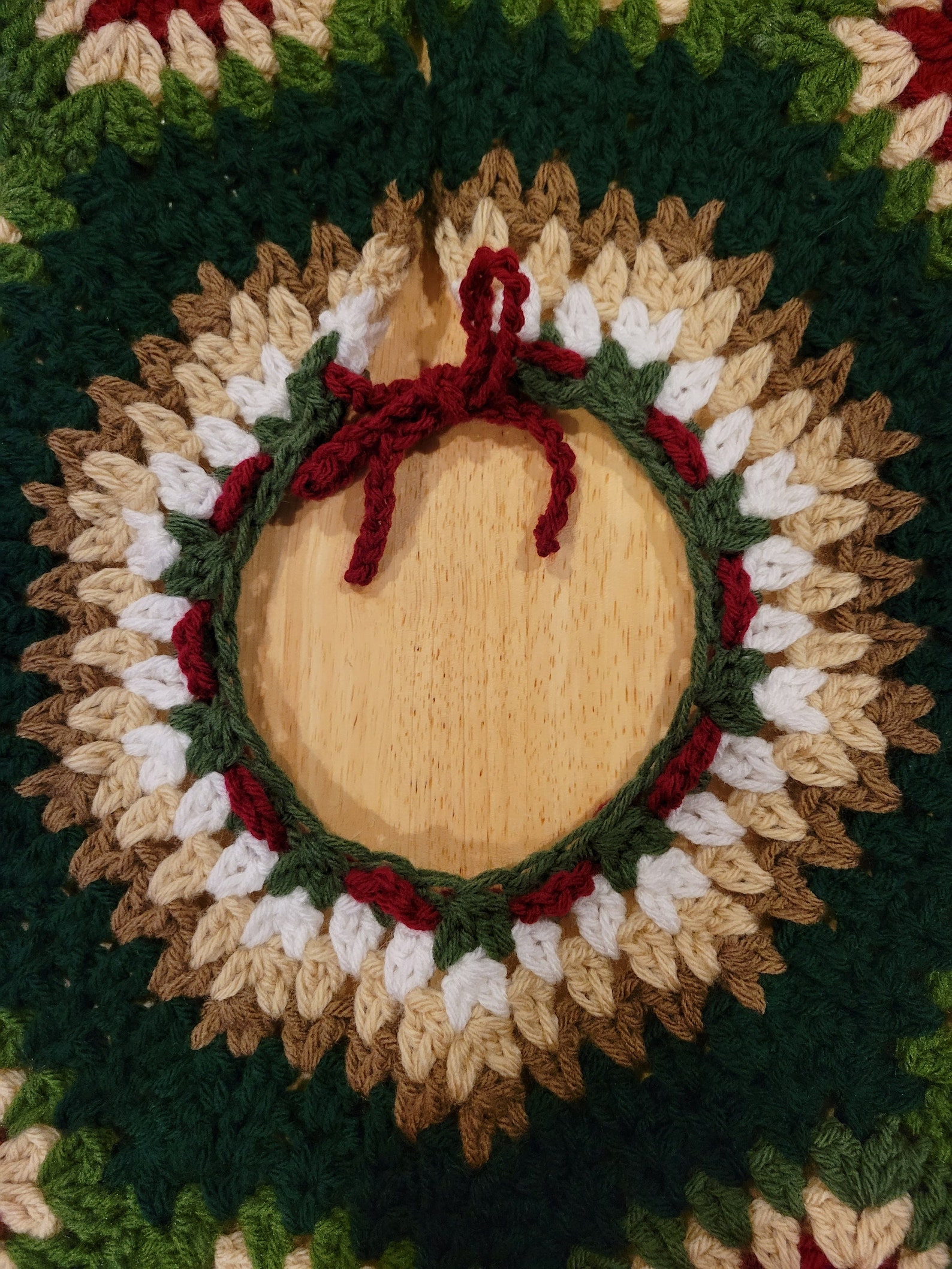 Granny Ripple Tabletop Pencil Tree Skirt/ Vintage Crochet Pattern ...