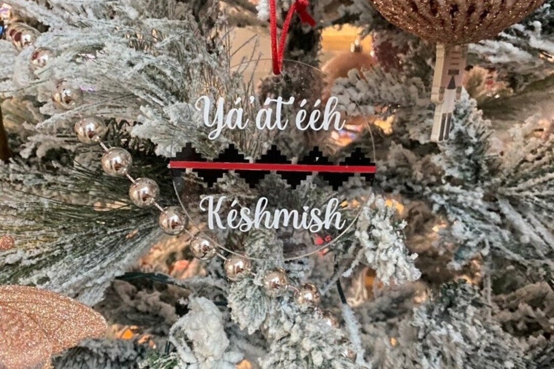 Navajo Merry Christmas Ornament / Yá’át’ééh Késhmish Ornament / Navajo ...
