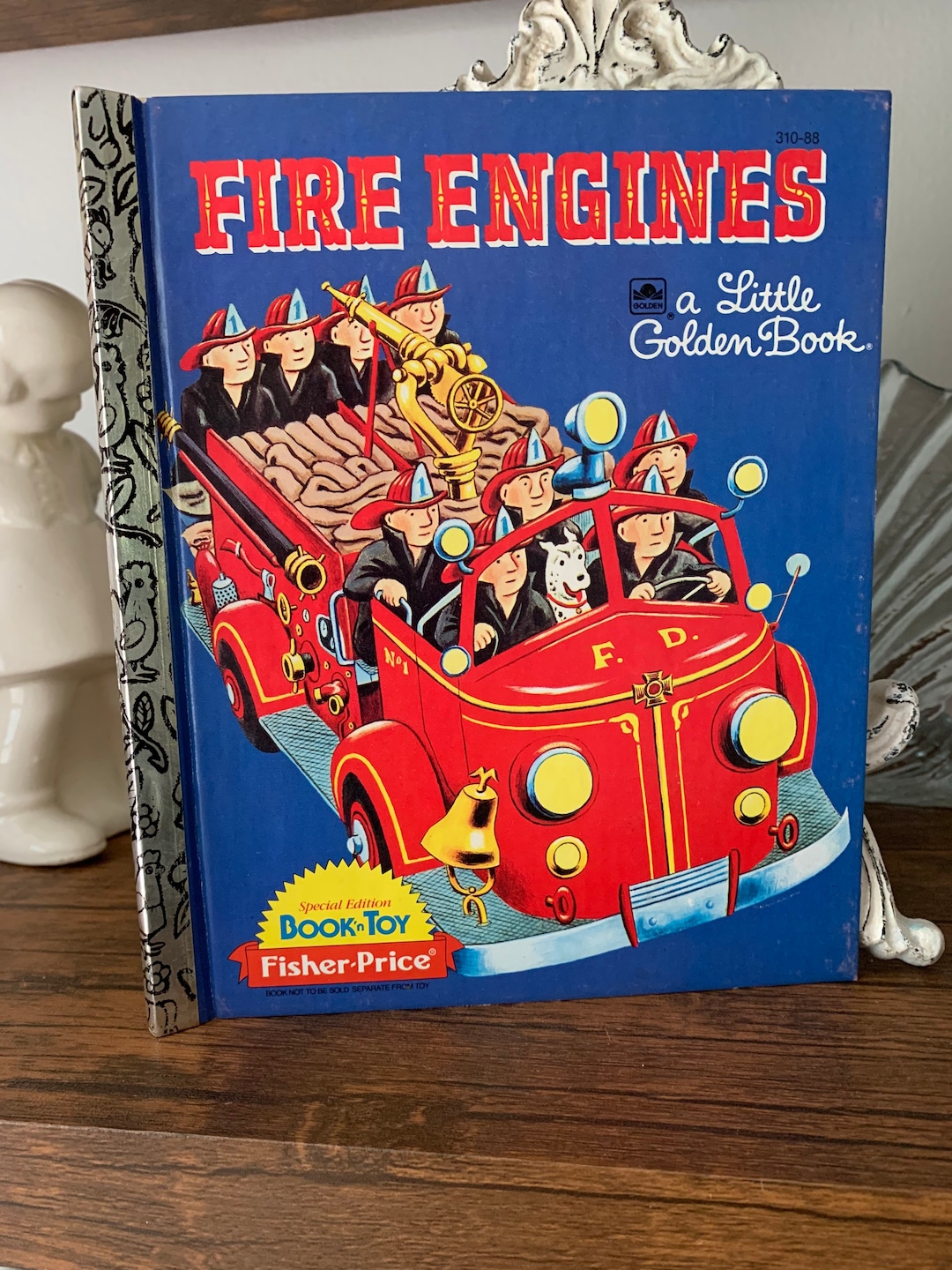 Very Collectable Golden Book-“the Fire Engine Book” -1969 Original - Etsy