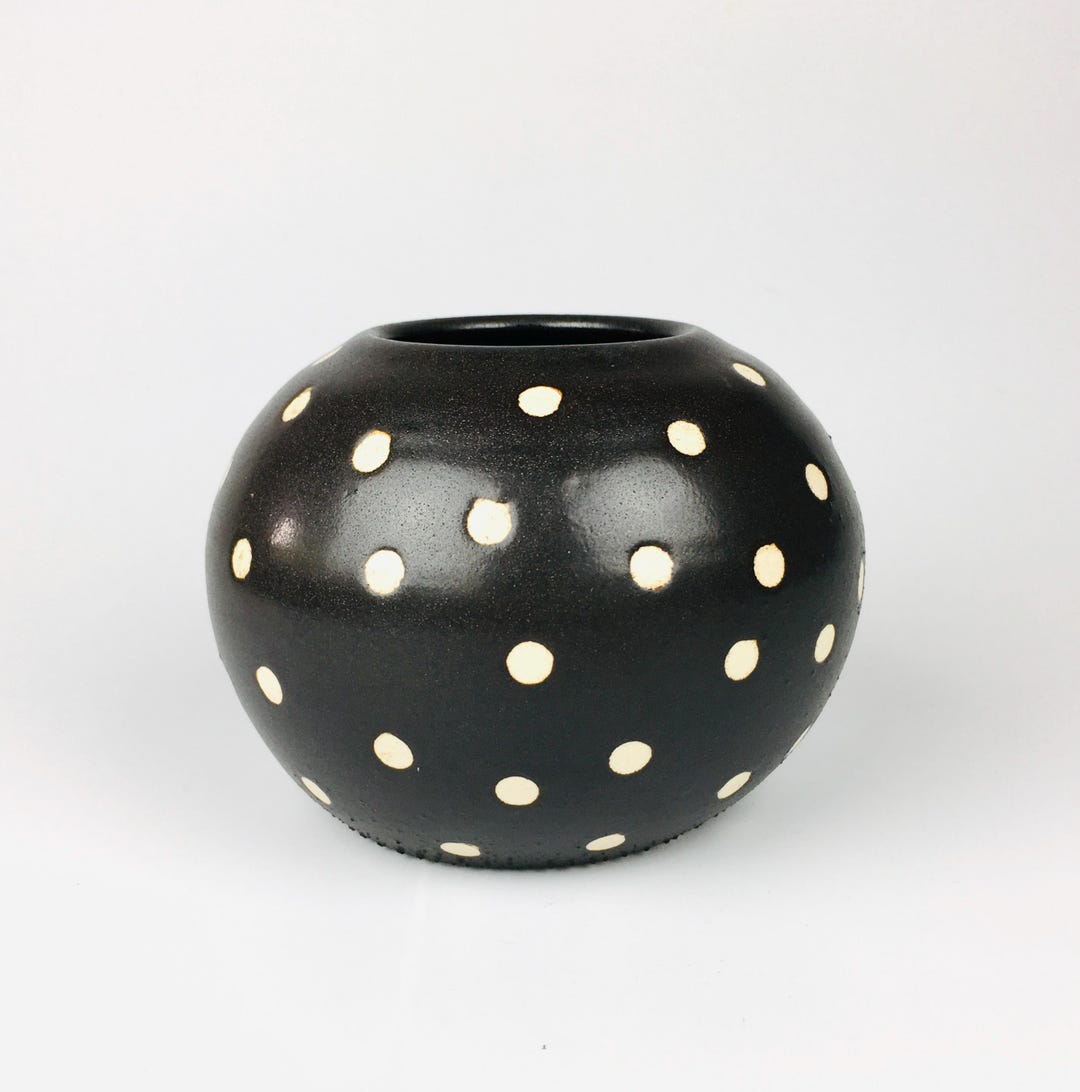 Artistic Black Ceramic Vase – Modern Dot Pottery, Home Decor - Etsy