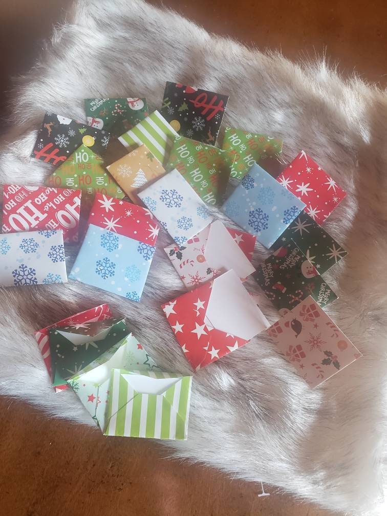 Holiday Assortment of Tiny Cards and Envelopes. Set of 10. - Etsy