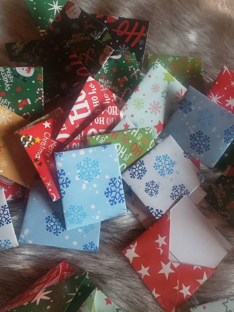 Holiday Assortment of Tiny Cards and Envelopes. Set of 10. - Etsy