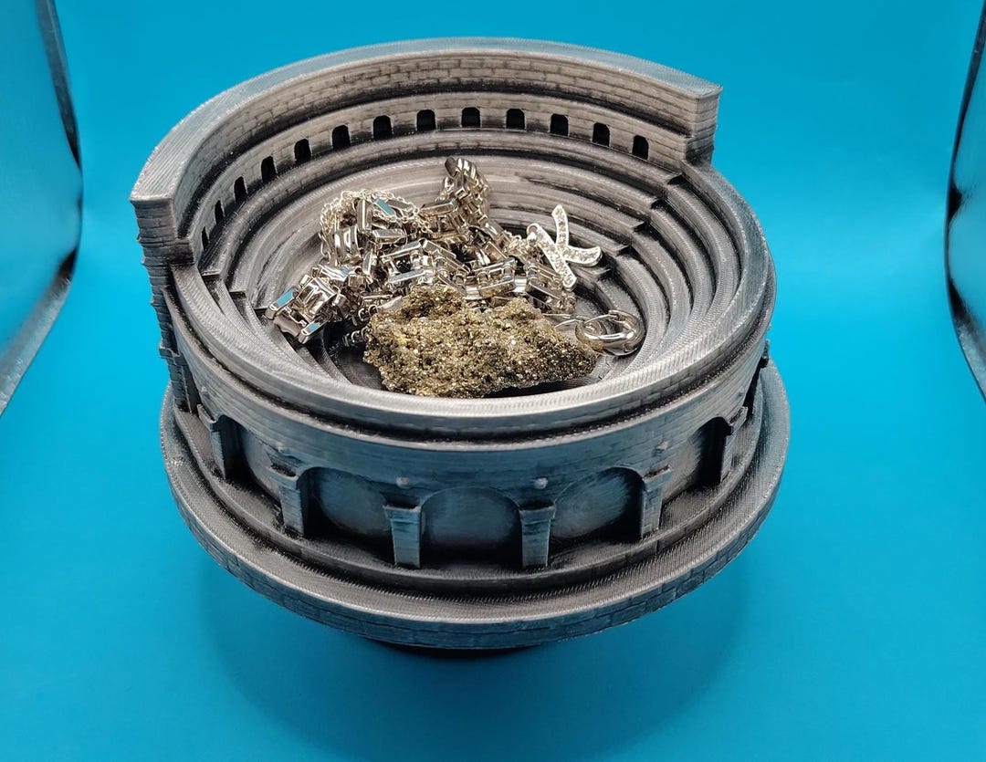 3D Printed Colosseum Jewelry Ring Holder, Roman Decor - Etsy