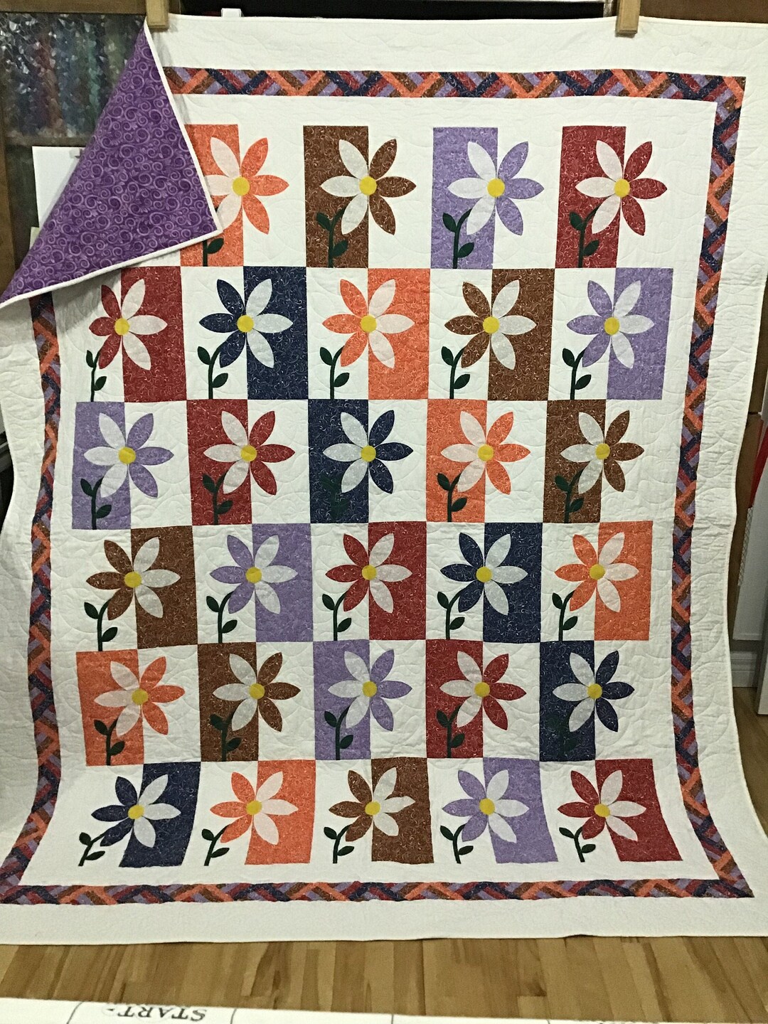 Appliquéd Daisy Quilt, Made in Newfoundland, Twin Size 74x90, Cotton ...