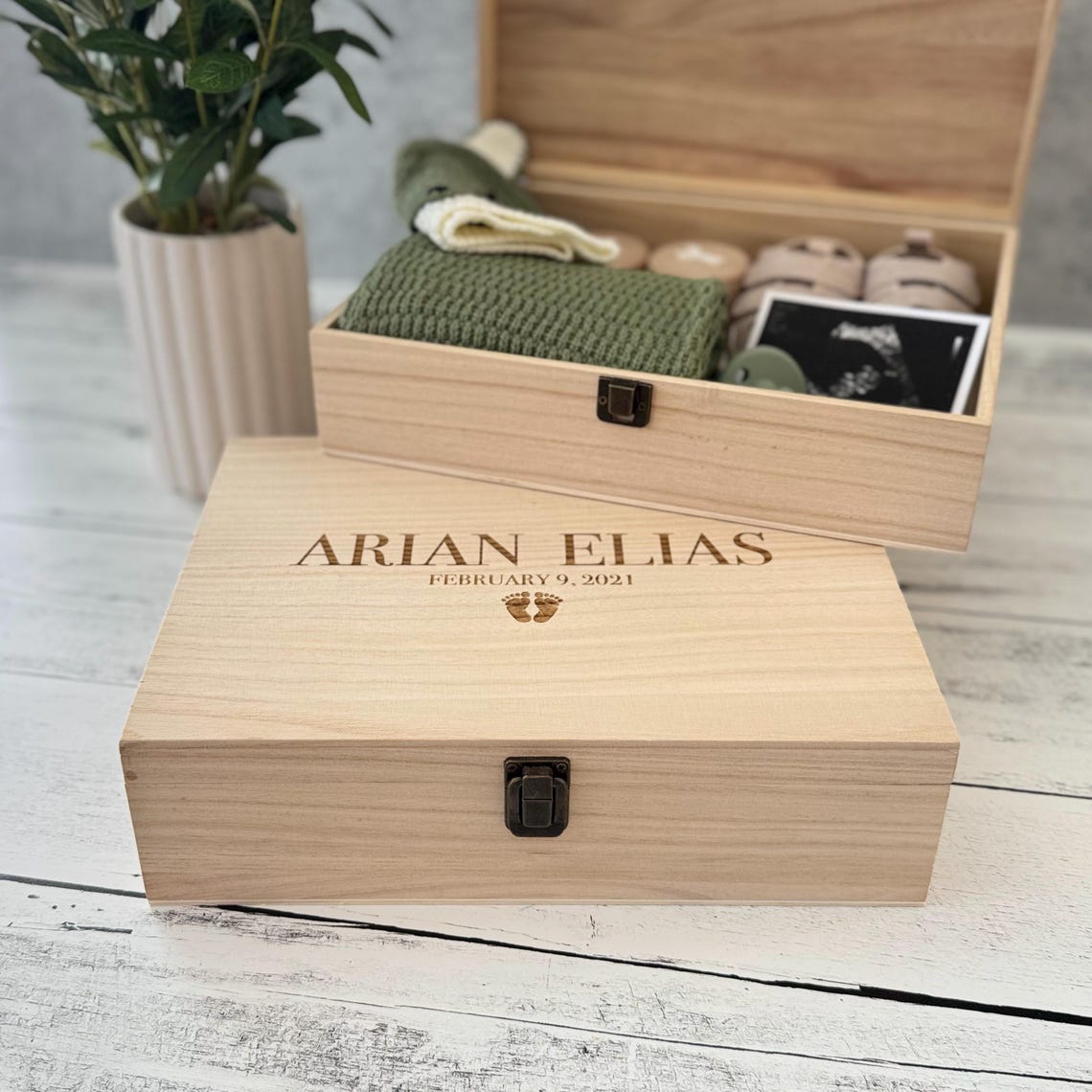 Personalized Baby Keepsake Box // Custom Baby Memory Box // Engraved ...
