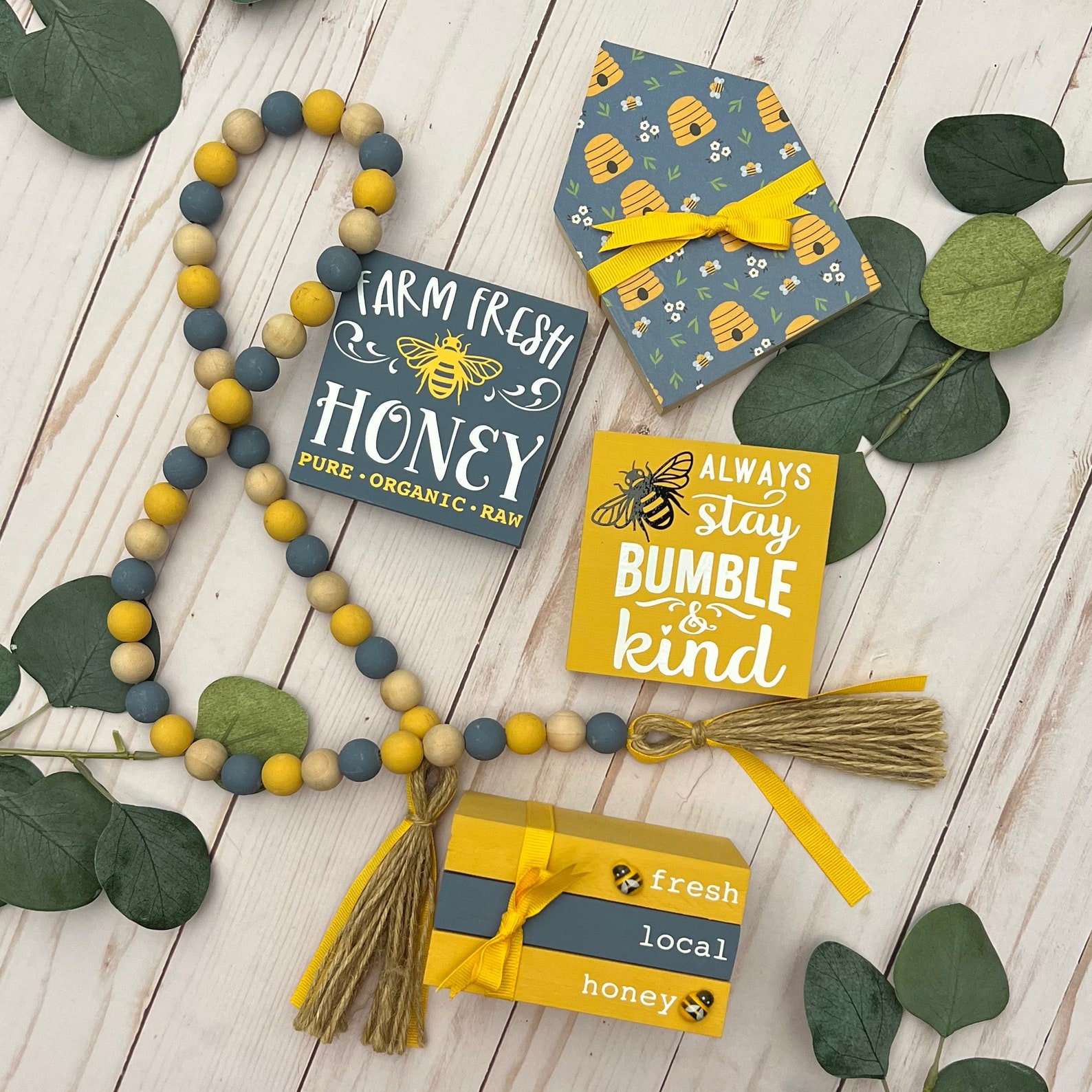 BUNDLE // Bee Themed Tier Tray Decor // Bumble Bee Themed Tier | Etsy