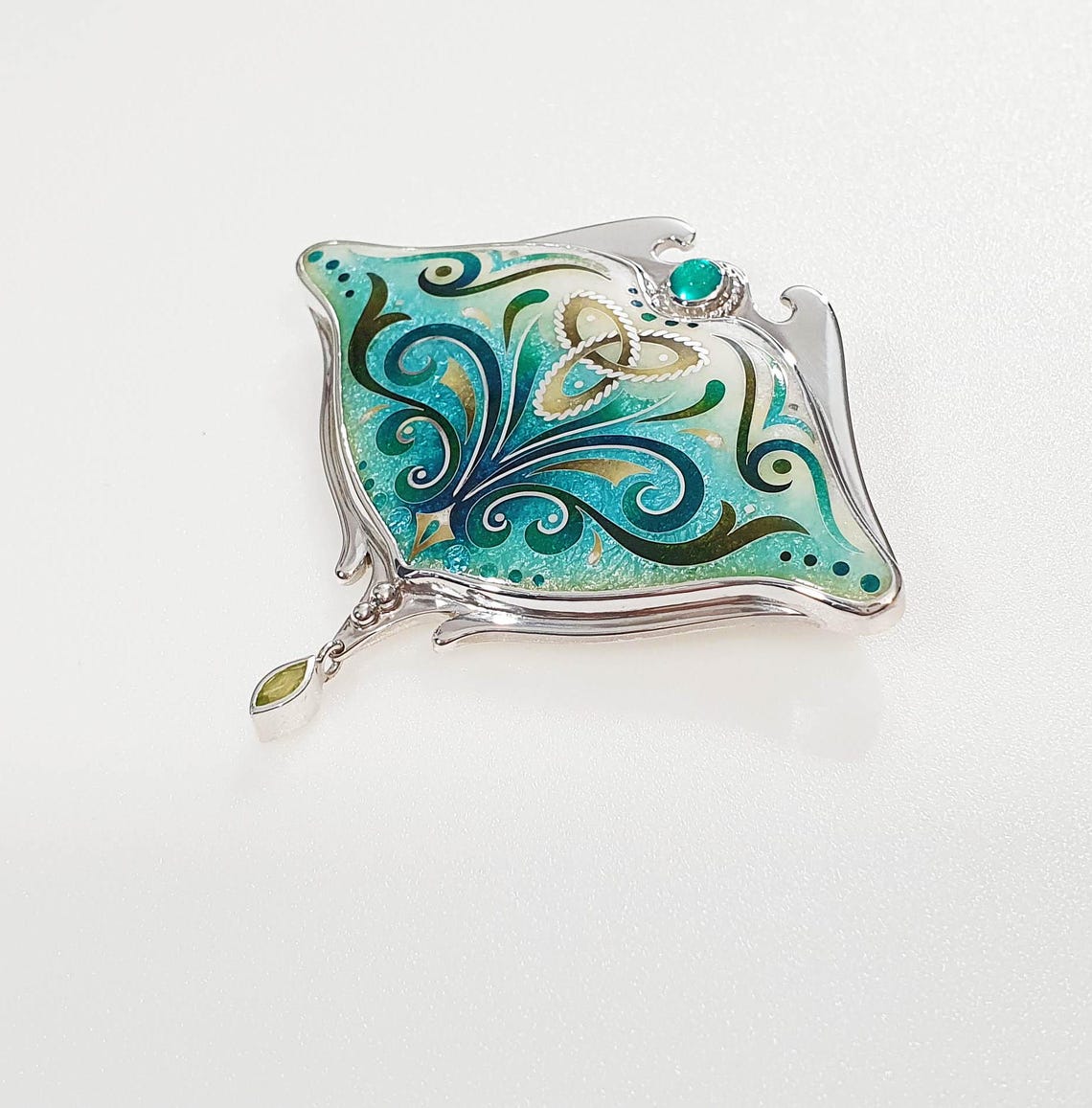 Decorative Manta Ray. Pendant/brooch. Georgian Cloisonne Enamel ...