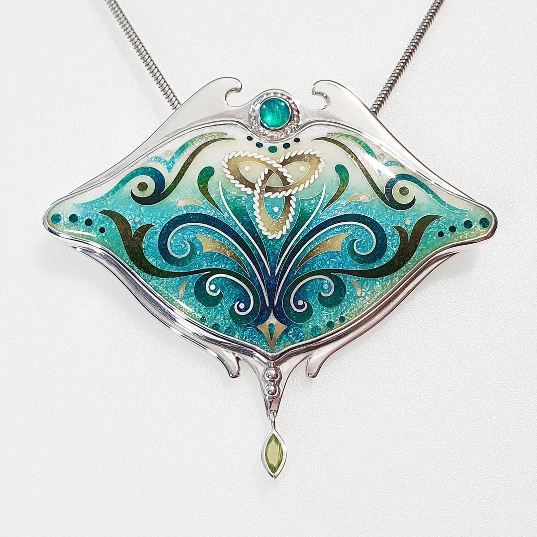 Decorative Manta Ray. Pendant/brooch. Georgian Cloisonne Enamel ...