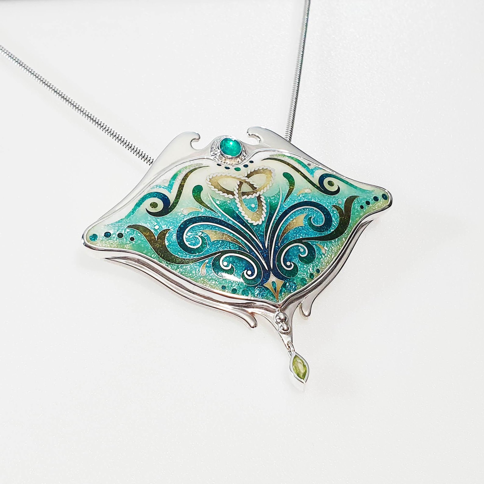 Decorative Manta Ray. Pendant/brooch. Georgian Cloisonne Enamel ...