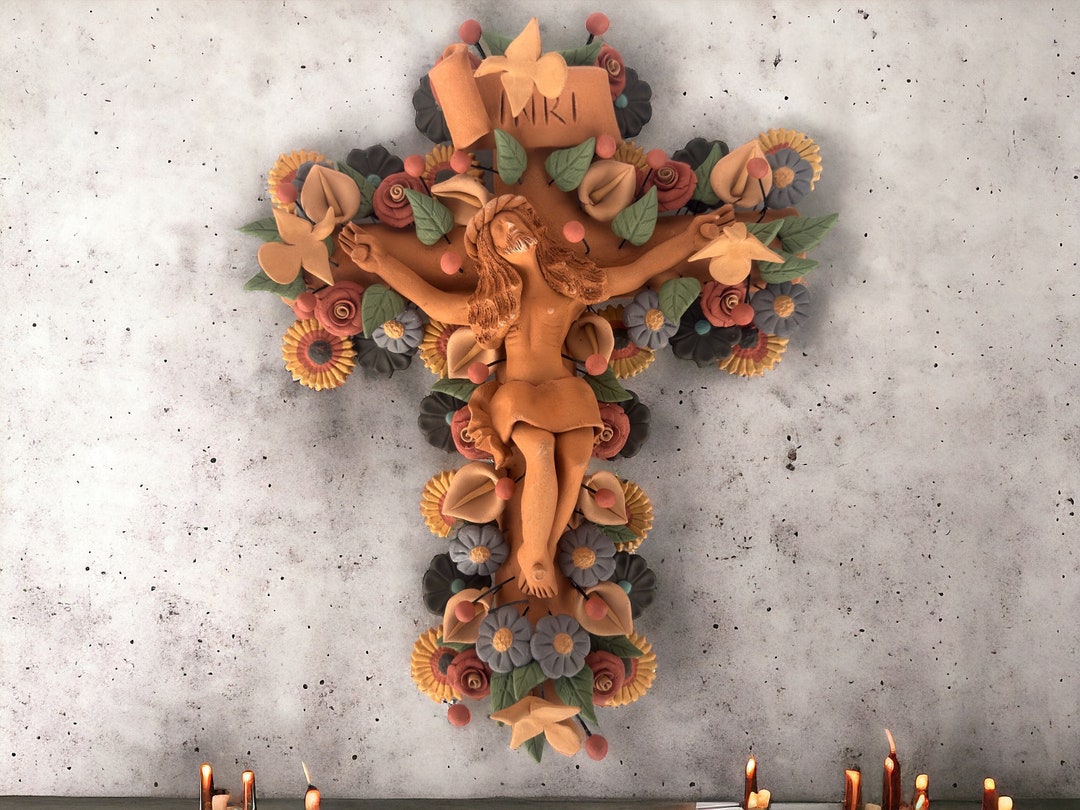 Jesús Cristo Crucificó Michoacán Clay Handcrafted Crucifix - Artisan ...