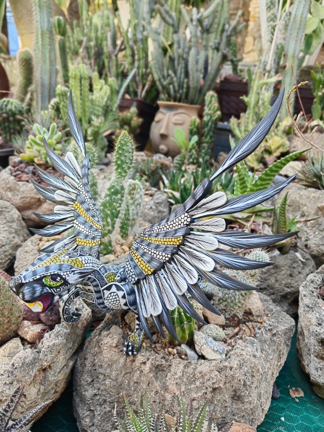 Glifo Mythological Beast, Bull & Eagle Nahuatl Statue Art Alebrije ...