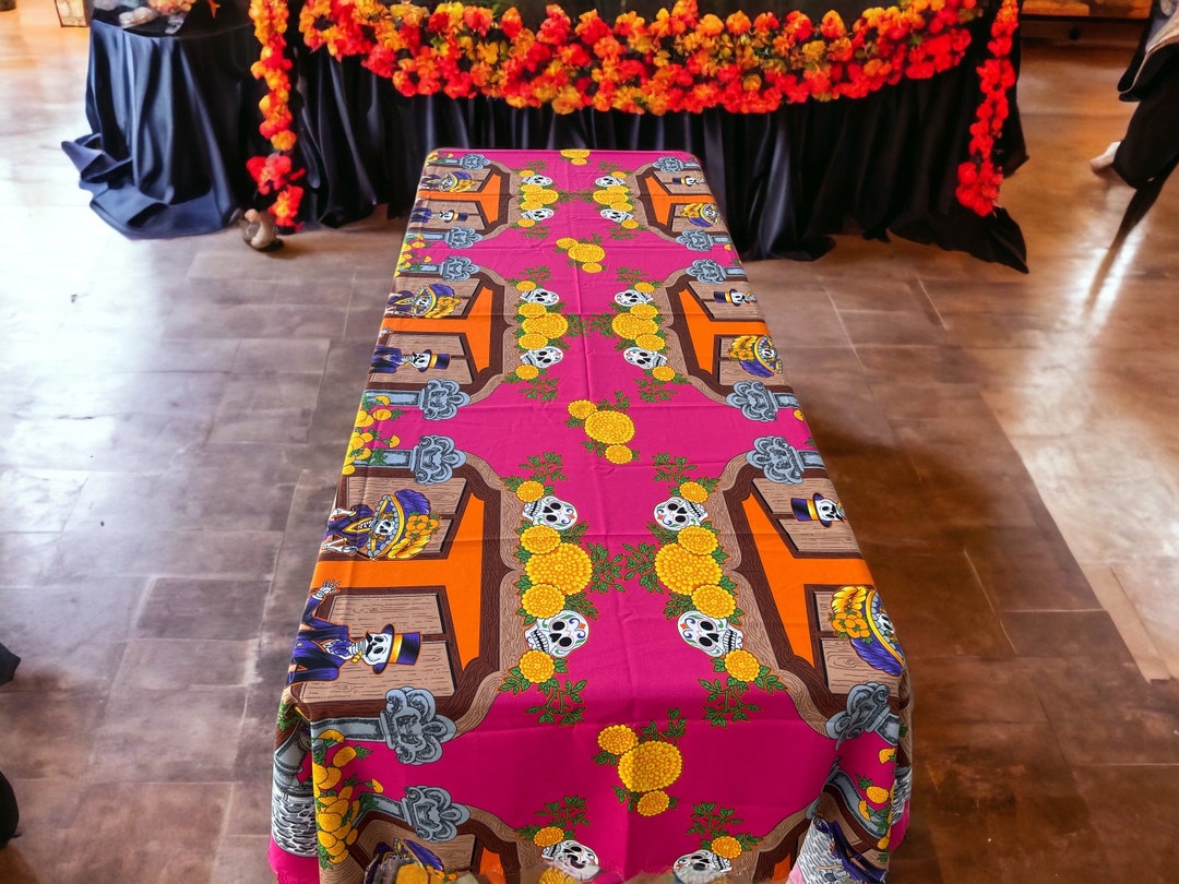 Día De Los Muertos Table Cover Sugar Skull Design, Festive Mexican ...