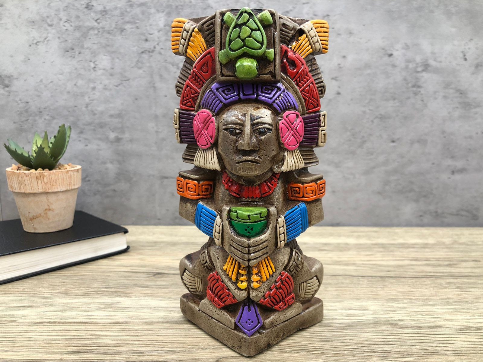 Mayan Statues