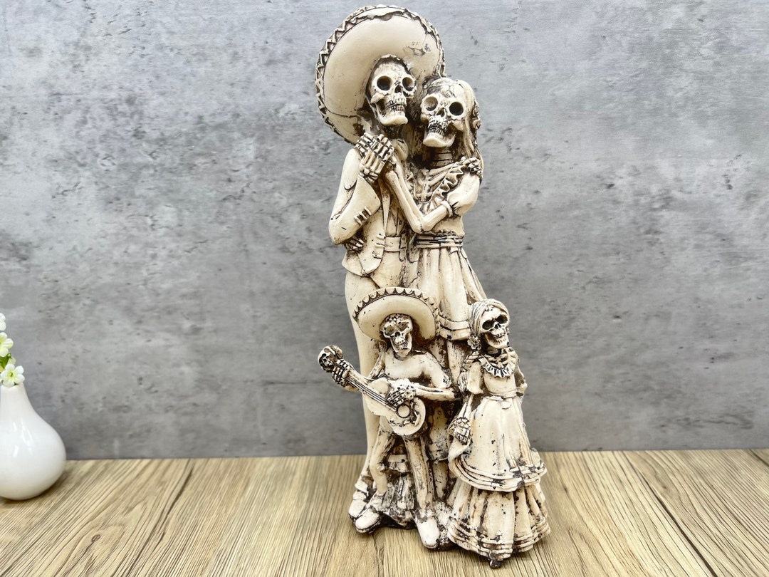 Family Catrinas, Dia De Los Muertos Day of the Dead, Human Skeleton ...