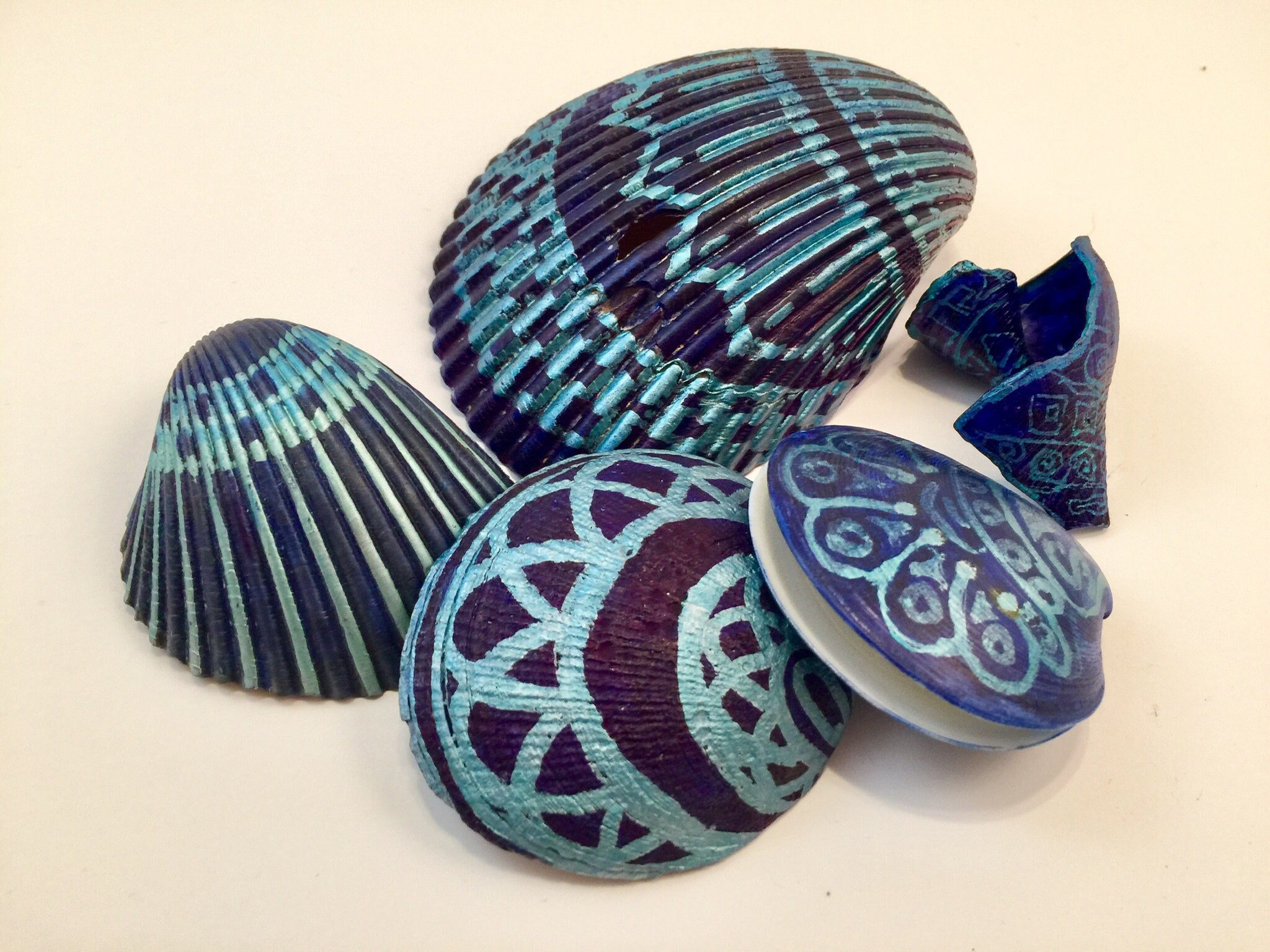 Set of 5 Turquoise and Navy Blue Painted Seashells - Etsy