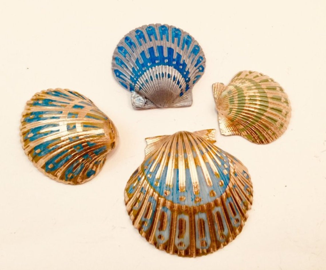 Conjunto de 4 elegantes conchas pintadas a mano en tonos azules y ...