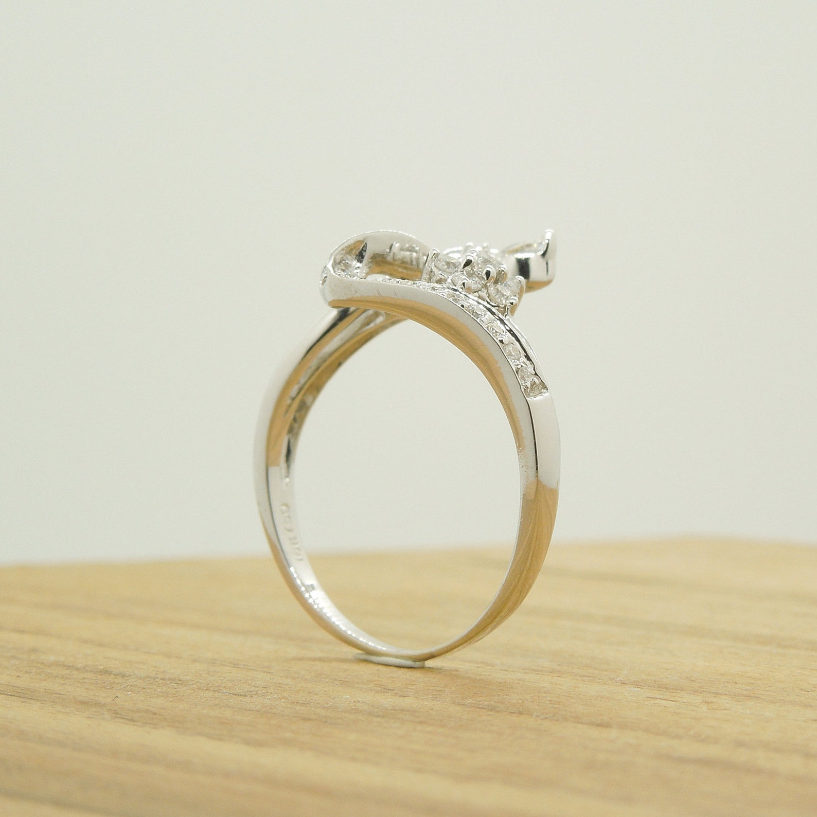 Butterfly Flower Ring, 18K White Gold Diamond Butterfly Flower Ring ...