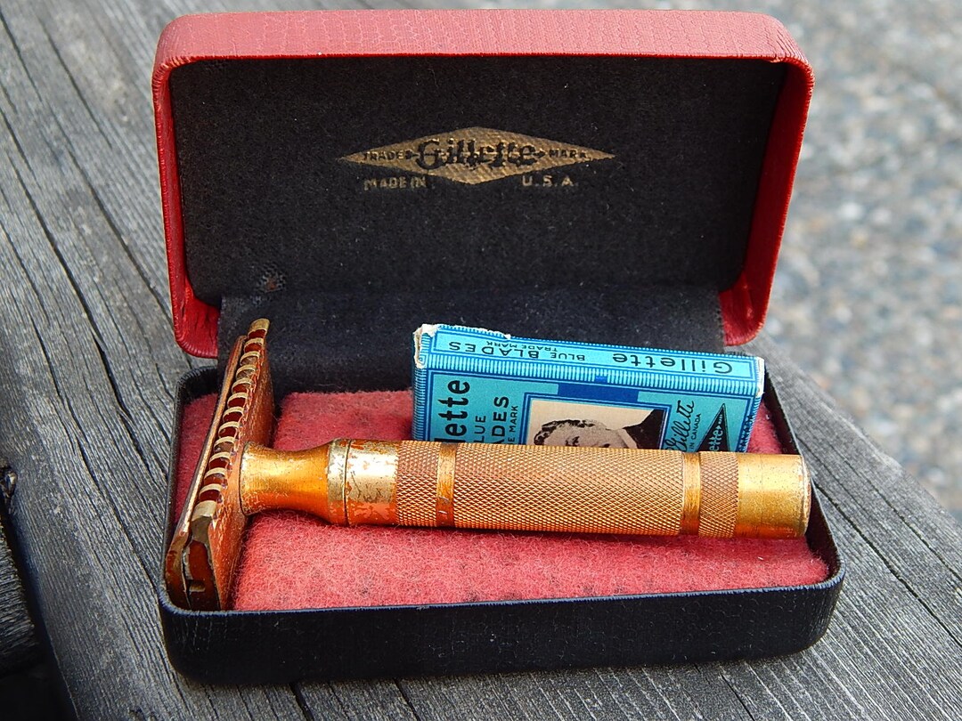 Vintage Gillette NEW Deluxe Red and Black Set, Made in USA, Model 1935 ...
