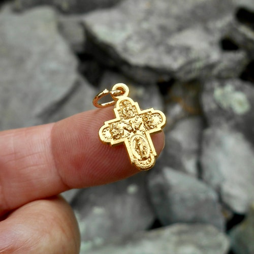 Tiny Gold Tone Crucifix Charm/ Miniature Cross Charm/ Small - Etsy